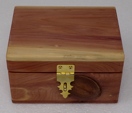 small cedar box – T.A.R.T's Gifts